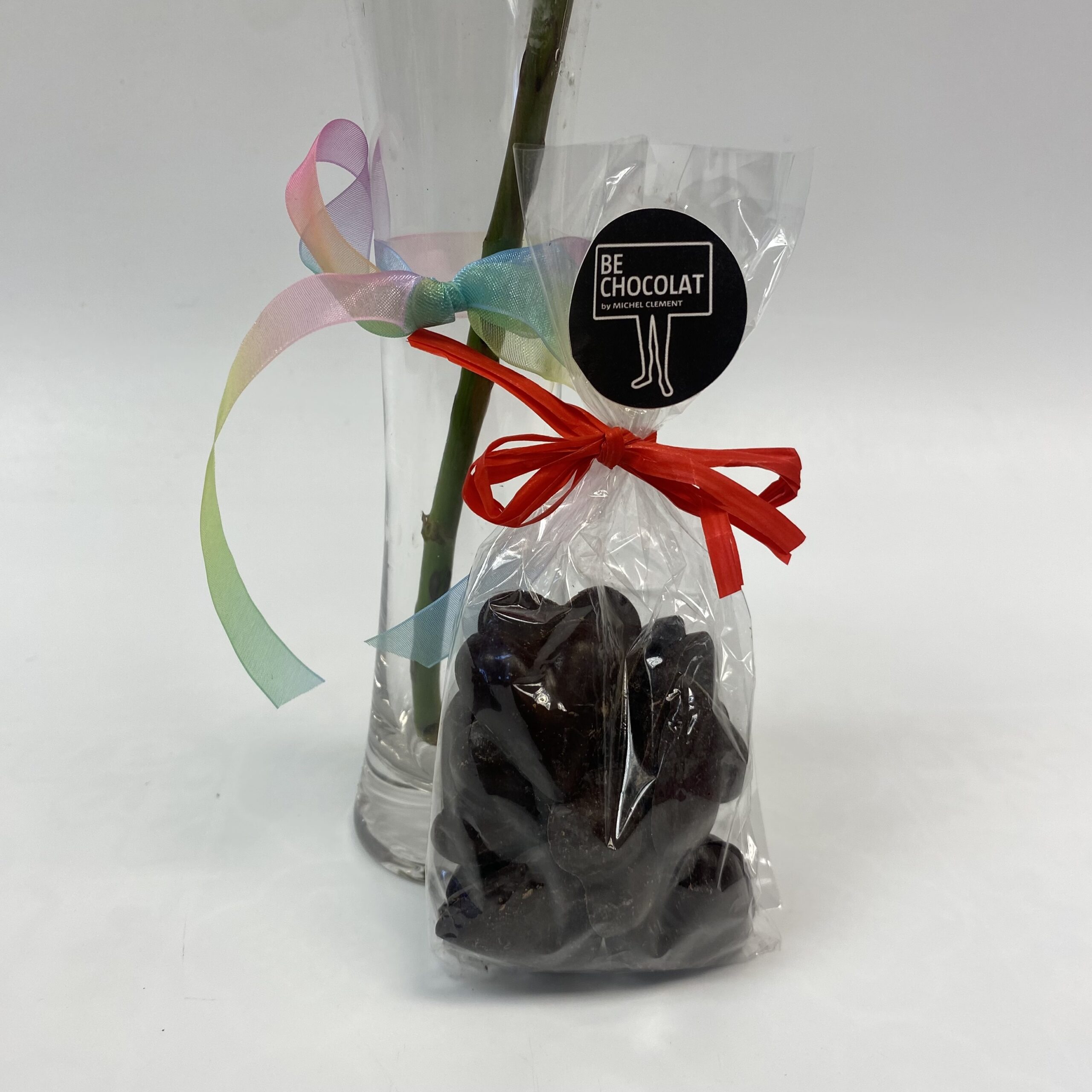 Single Pink Rose & Chocolates | The Brighton Flower Company