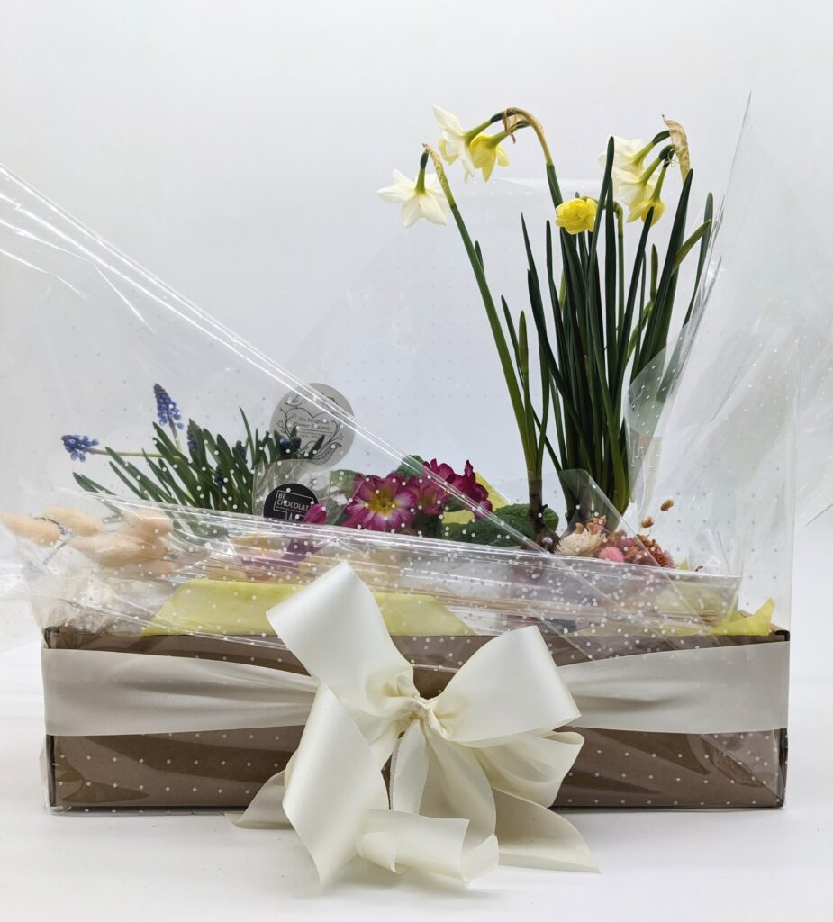 Beautiful Easter Hamper | Spring Flowers | Brighton Flower Co